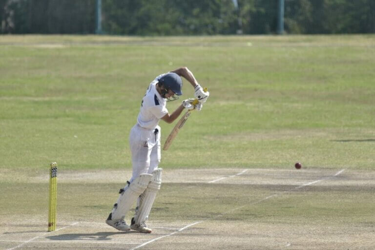 SuperSport Schools Plus | Woeries skok Menlo met 'n enkele paaltjie