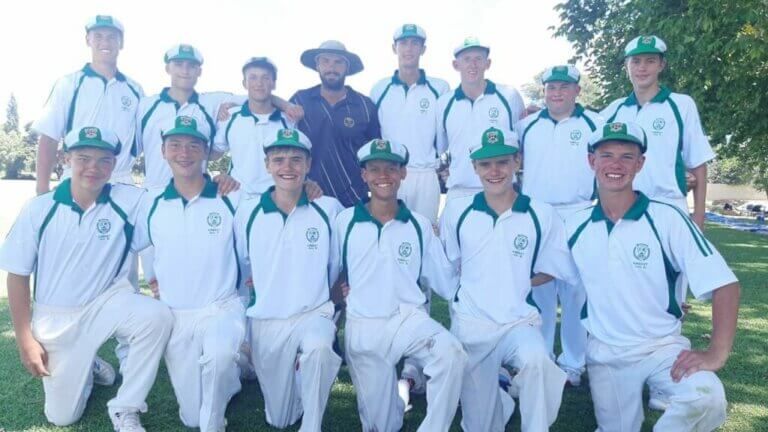 SuperSport Schools Plus | Jim Fouché bou momentum met sege oor Sasol