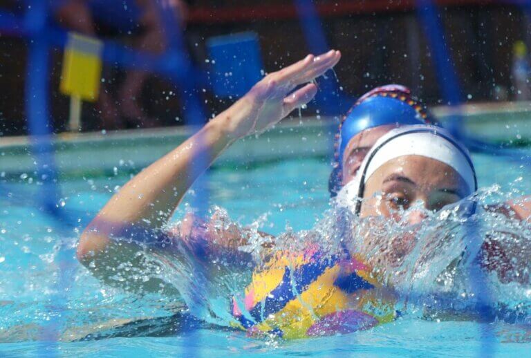 SuperSport Schools Plus | Smooth sailing for big guns on day one of Old ...