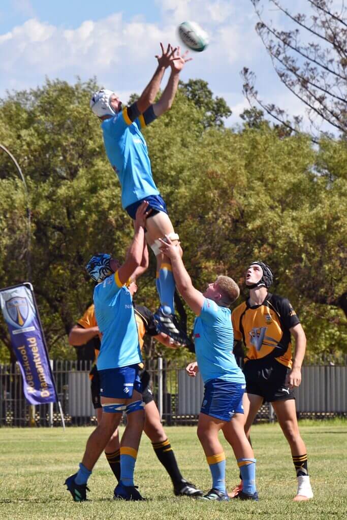 SuperSport Schools Plus | Diamonds skitter in sege oor Trekkers