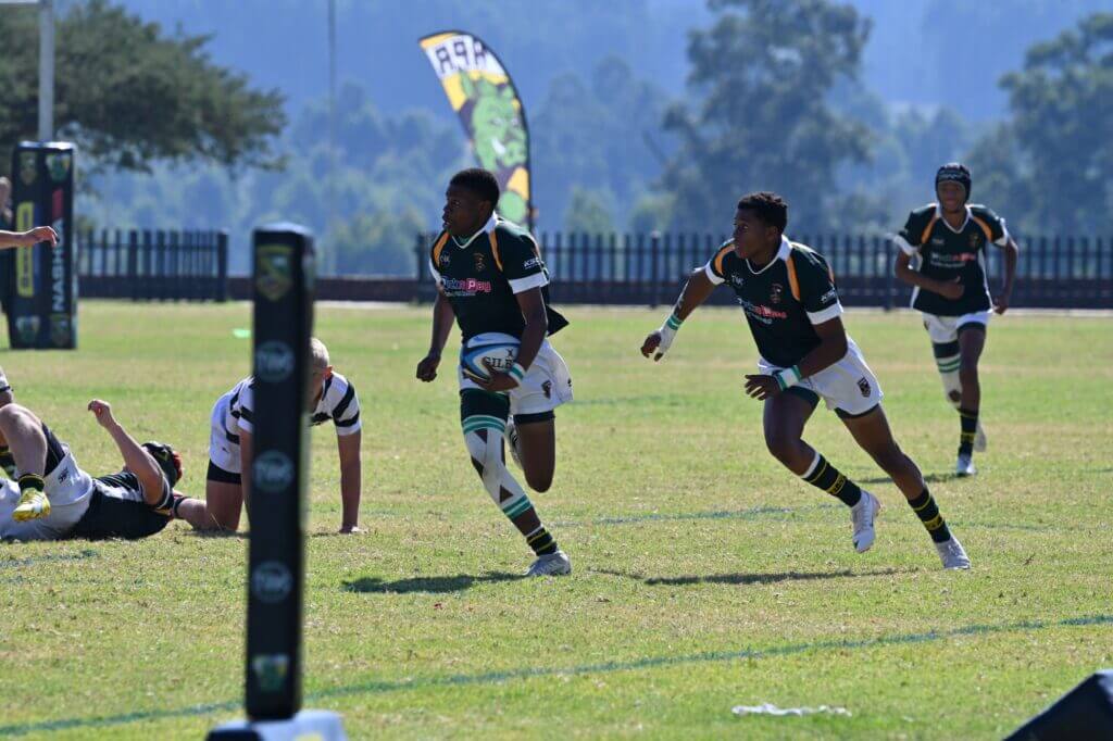 SuperSport Schools Plus | Piet Retief hervat Bowl-veldtog op tuisbodem