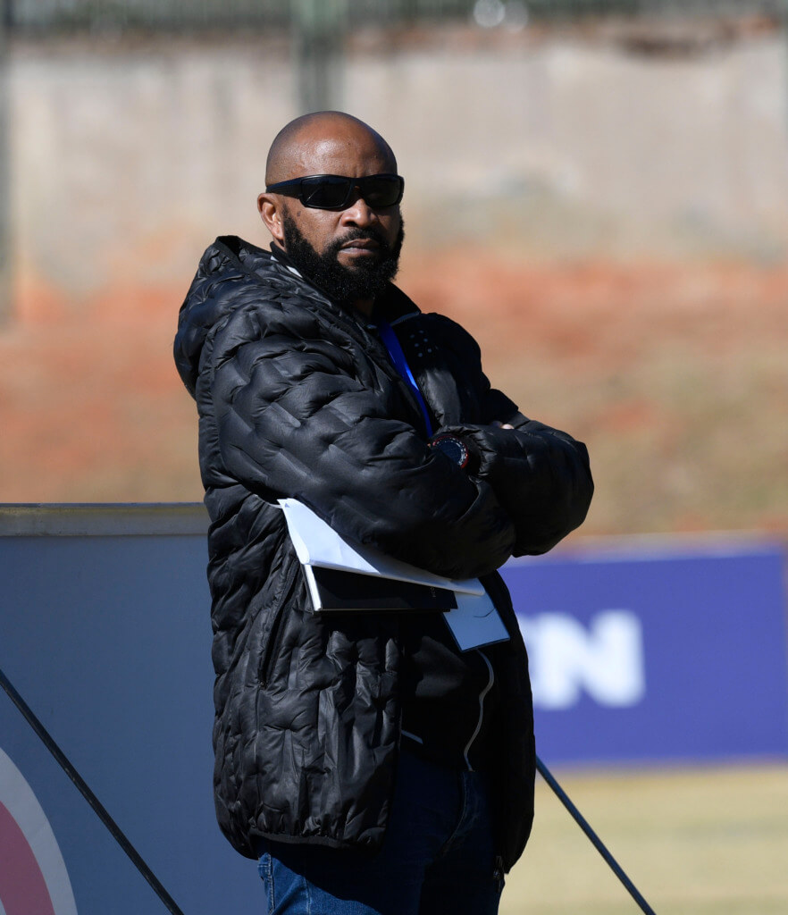 SuperSport Schools Plus | Fifa-appointed coach Thabo Senong lauds Engen ...