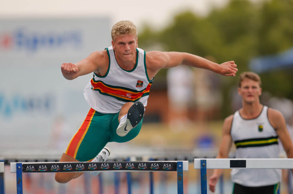 SuperSport Schools Plus | Bezuidenhout and Roodt keep Affies' flag ...