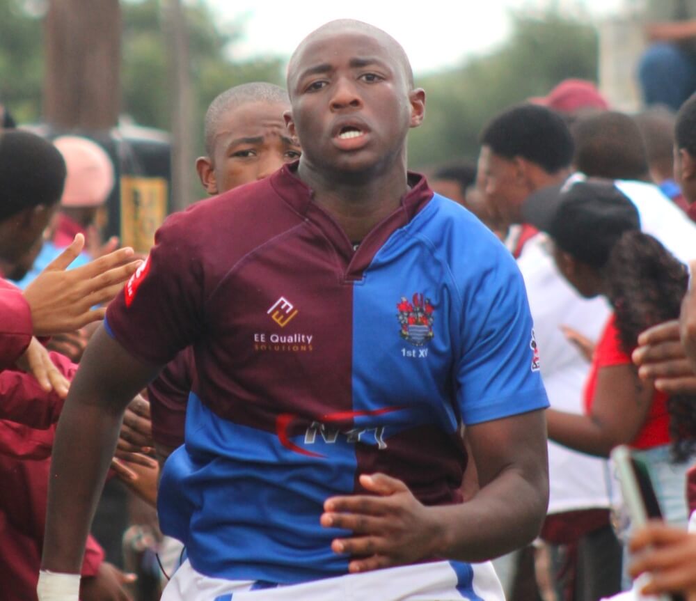 SuperSport Schools Plus | Queen's downs Ooskus, Dale edges out Port Rex ...