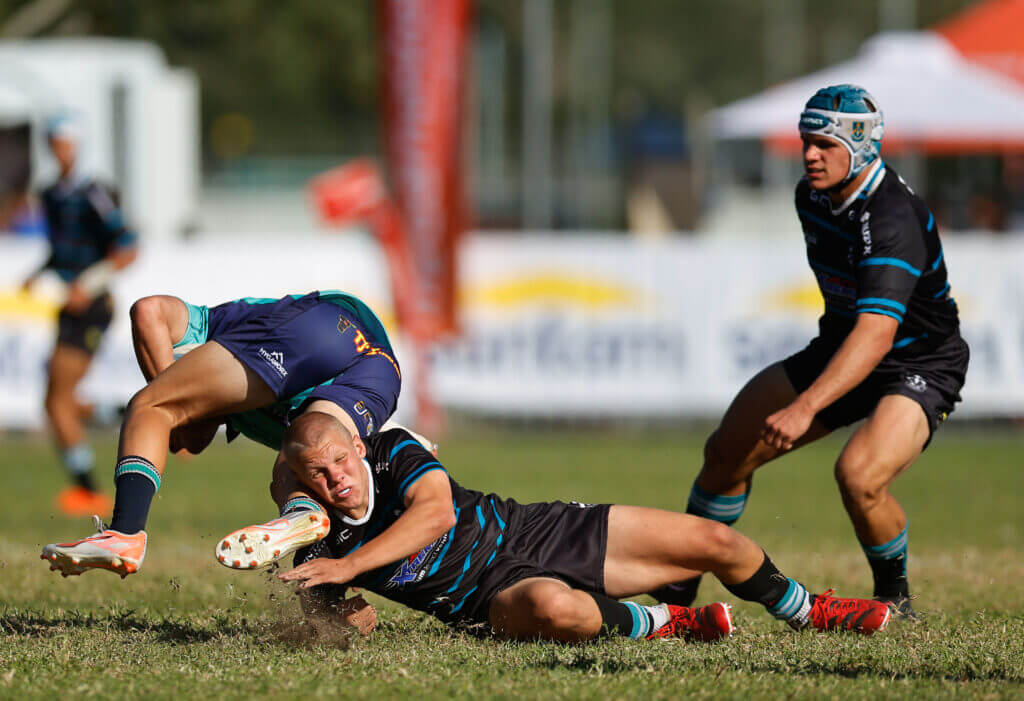 SuperSport Schools News | Noordvaal skop af met reuse-botsing tussen ...